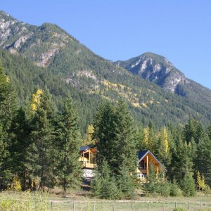 Mount 7 Lodges | Golden BC | Kicking Horse Mountain Resort | Cabins ...